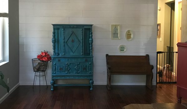 Rounded Corners and Planked Wood or Shiplap Walls-how to make it work